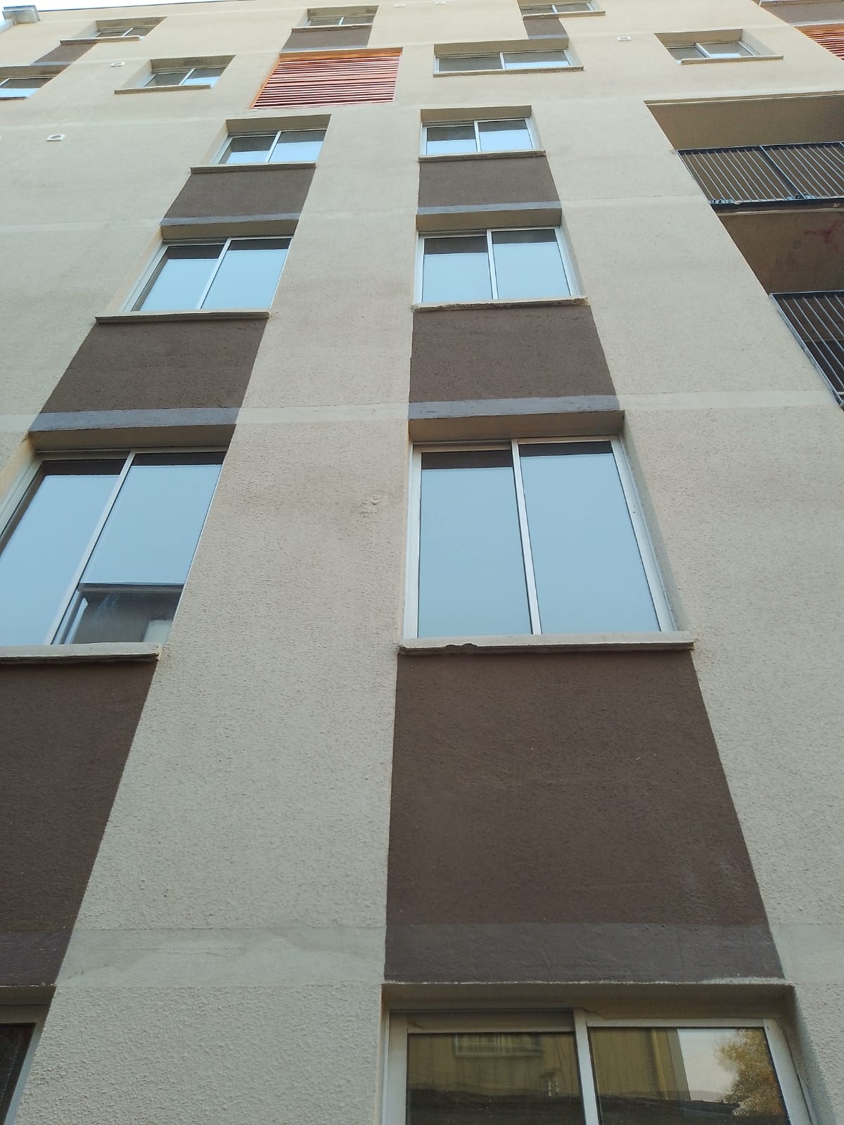 GALERÍA EDIFICIO - Termovitrum